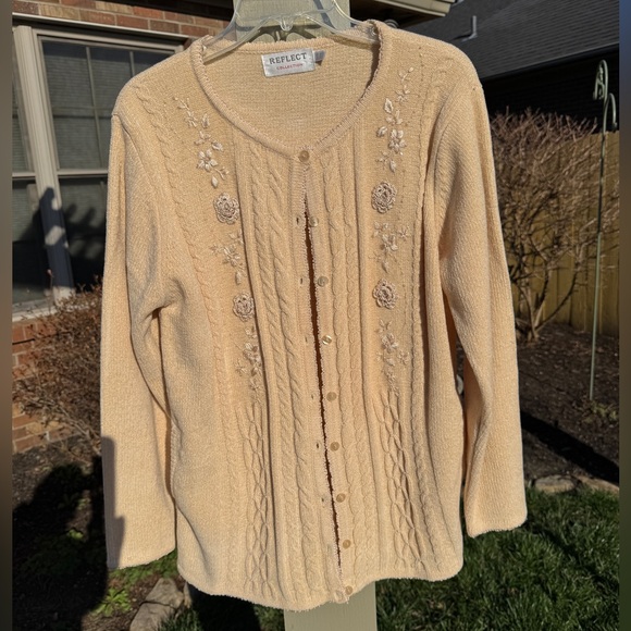 Reflect Collection | Sweaters | Look Stylish And Chic In This Womens Sm ...